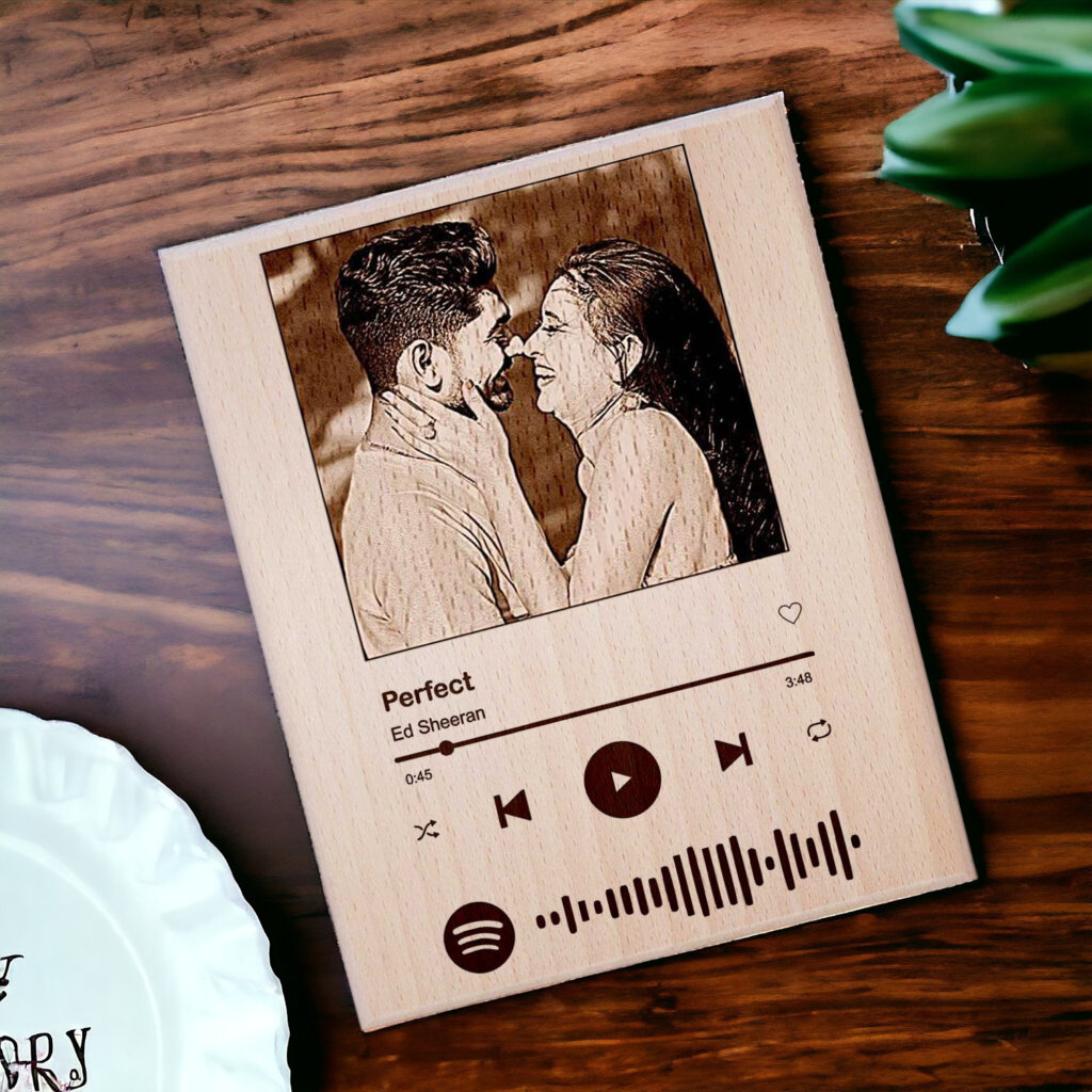 Personalized Wooden Engraved Spotify Picture Frame