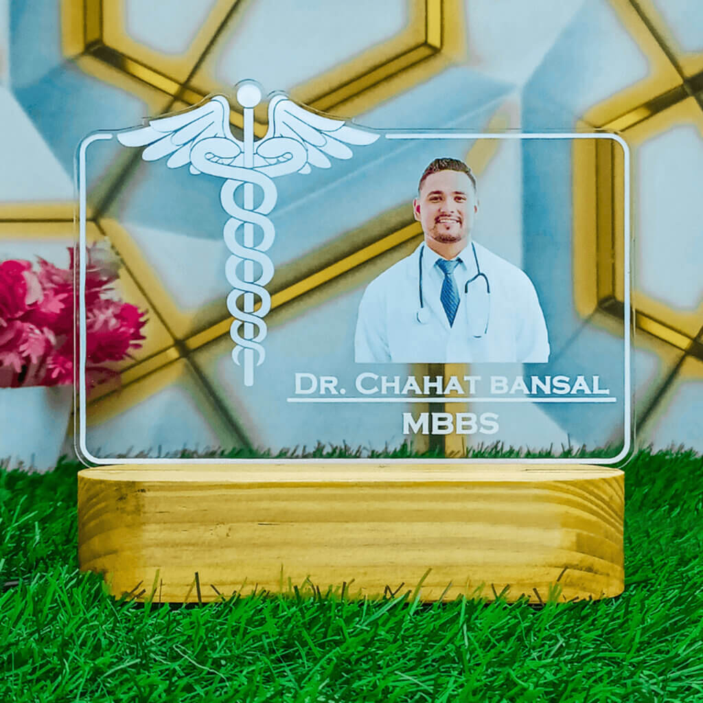 Personalized Illusion Photo Frame Gift For Doctors - Incredible Gifts