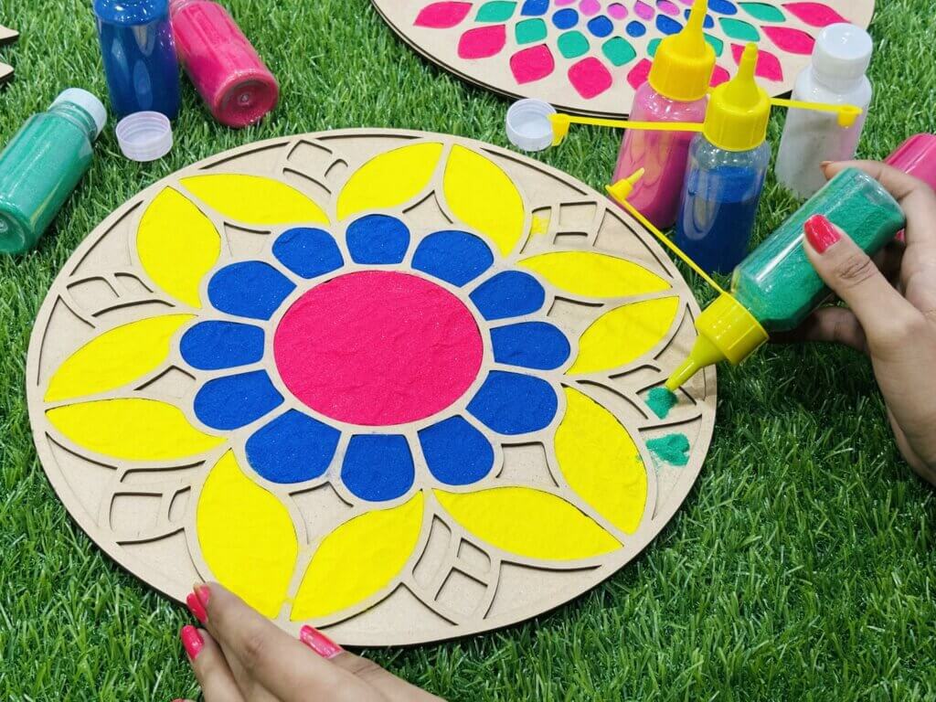 Flower Design Reusable Rangoli Stencil with 6 rangoli colours ...