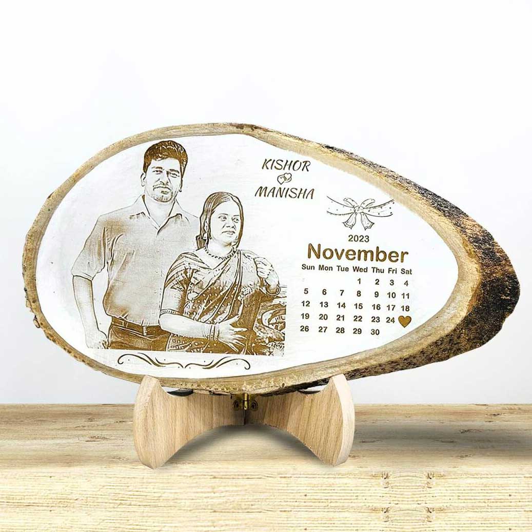 Custom Engraved Natural Wood Anniversary Calendar Photo Frame ...