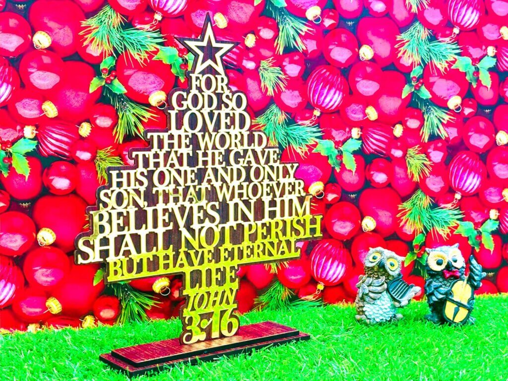 Christmas Tree With Bible Verse John 3:16 (Gold) - Incredible Gifts