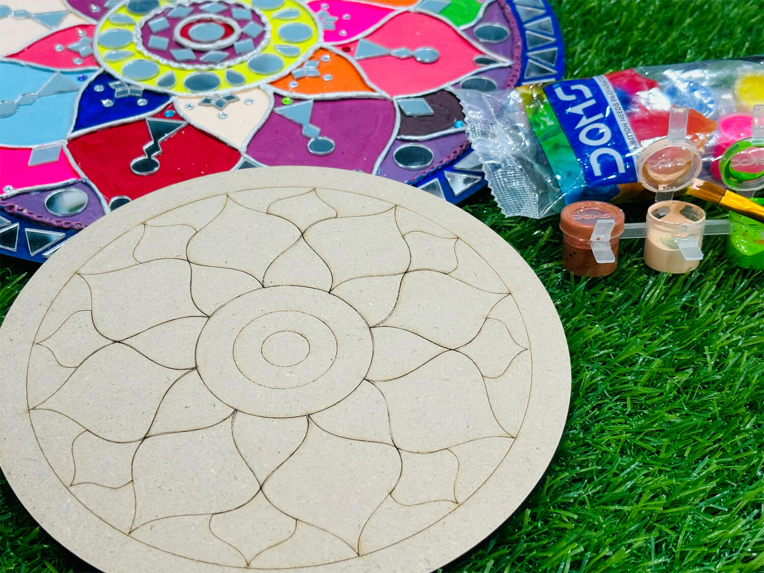 Round Wooden Mandala Lippan Art Board DIY Kit - Incredible Gifts