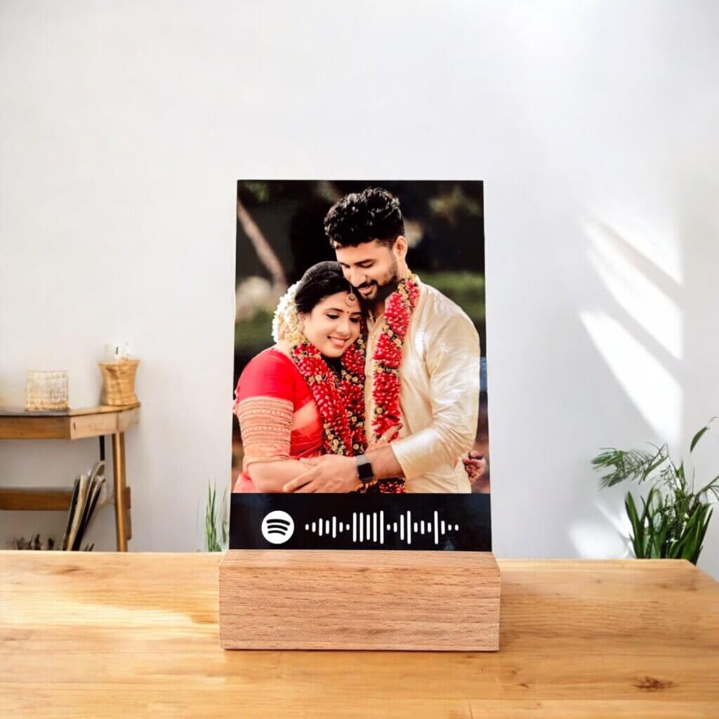 Custom Spotify Frame with Your Favorite Song - Incredible Gifts